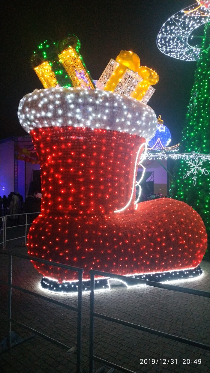 Новый Год 2020 в г.Мариуполе | Пикабу