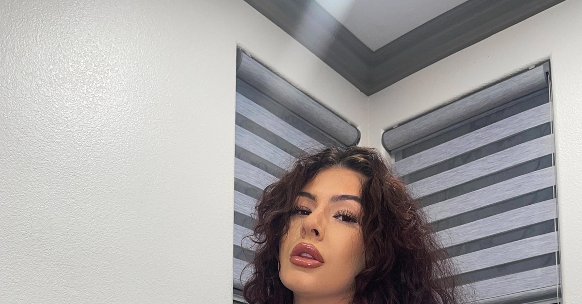 Zoe Renea | Пикабу