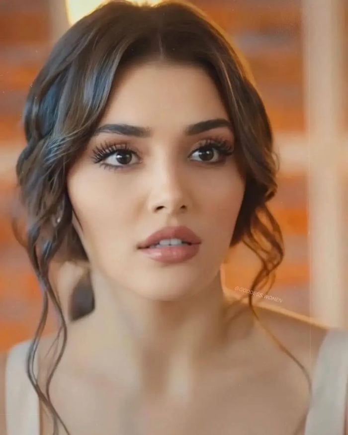 Eda Yildiz | Пикабу