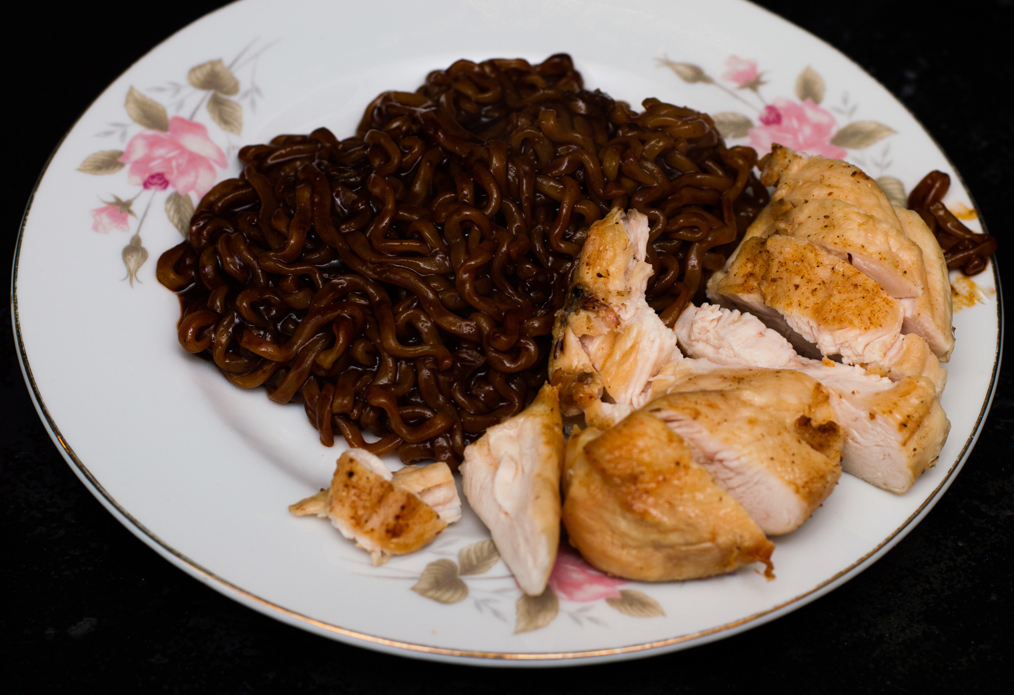 Samyang Jjajang HOT Chicken Flavor Ramen - острый Чачжанмён | Пикабу
