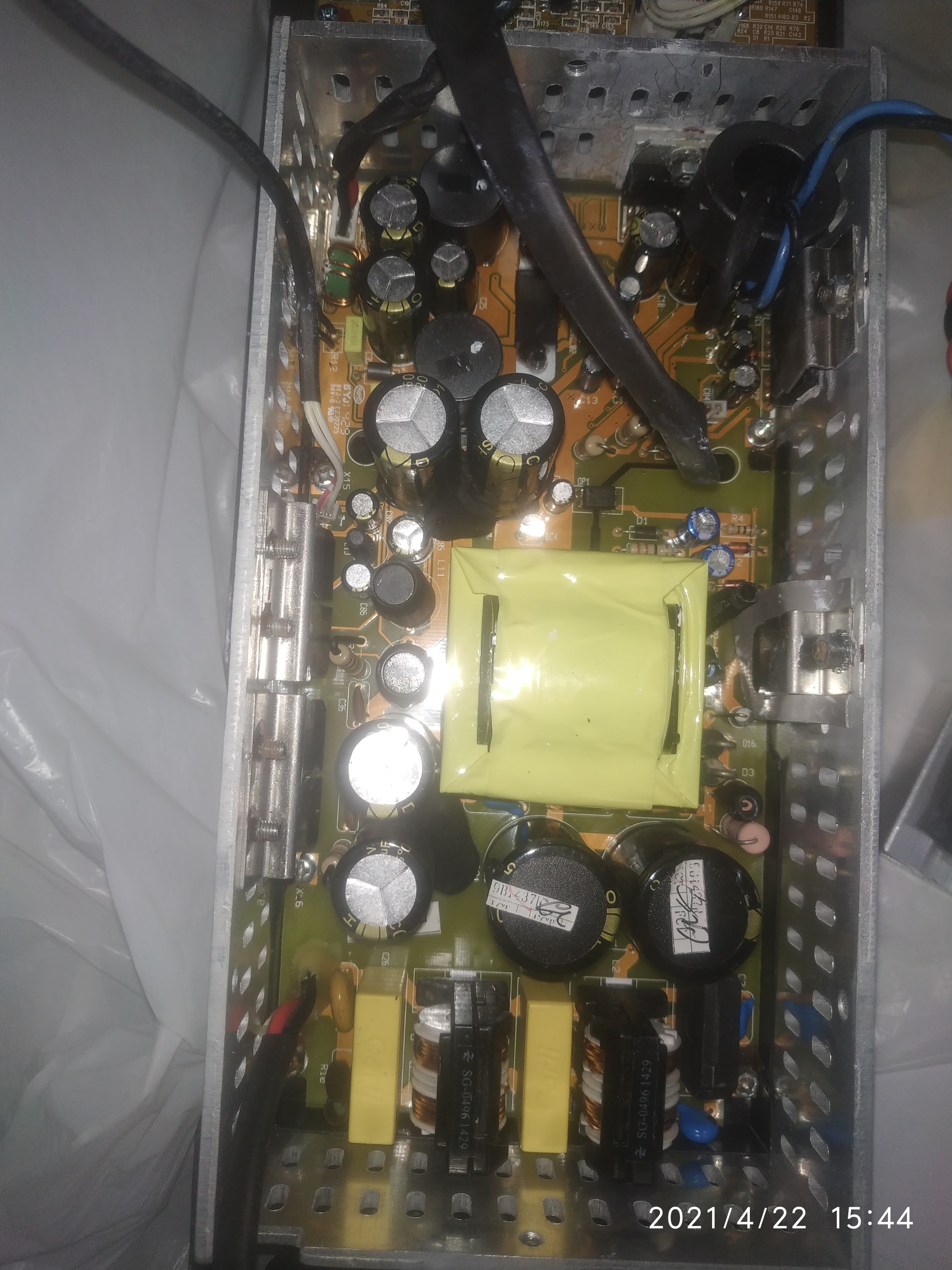 Behringer Eurolive B115D ремонт - 23.04.21 08:28 | Пикабу