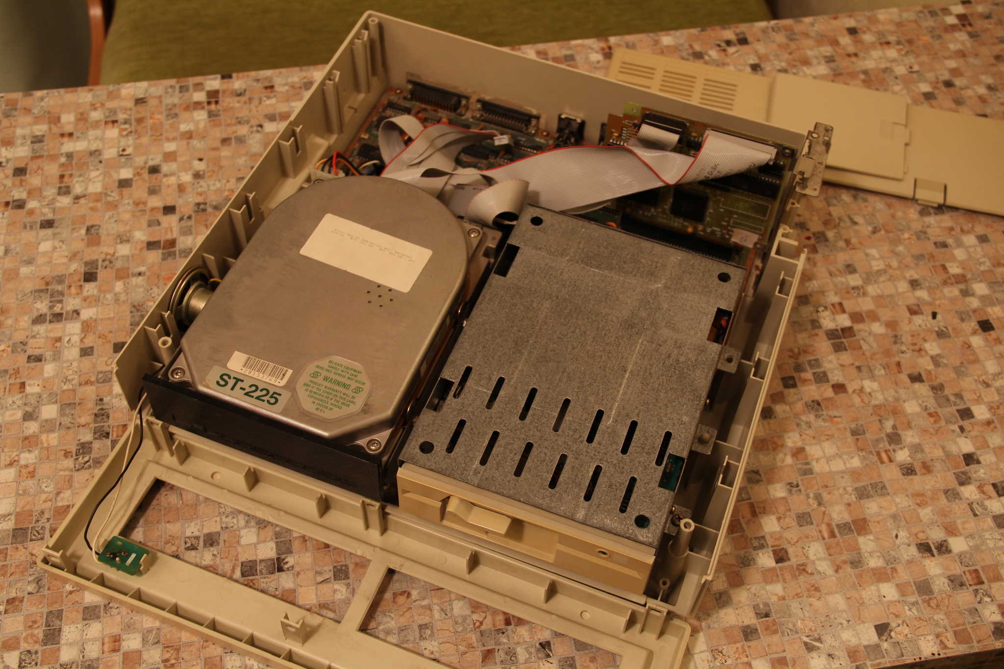 Schneider (Amstrad) PC1512 SD/ XT-8086 компьютер - 14.11.21 11:16 | Пикабу